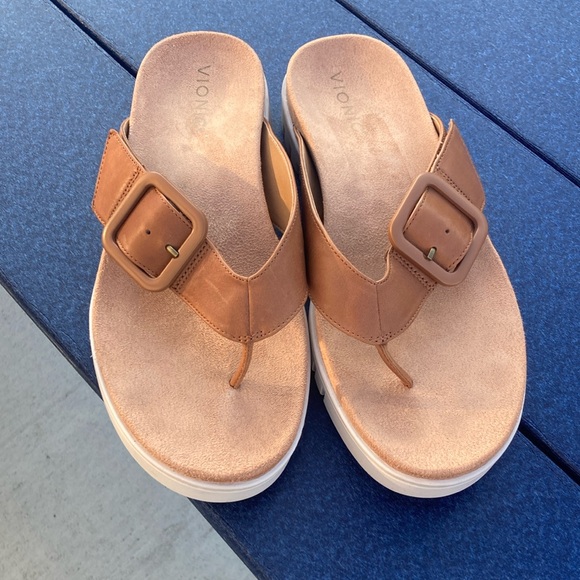 Vionic | Shoes | Vionic Tan Sandals With Buckle | Poshmark